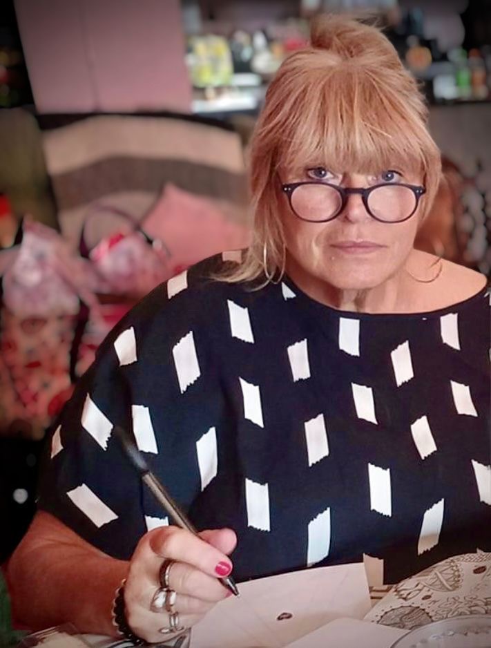 Why Dyslexia was a gift for author Anna Mae | Deborah Klee